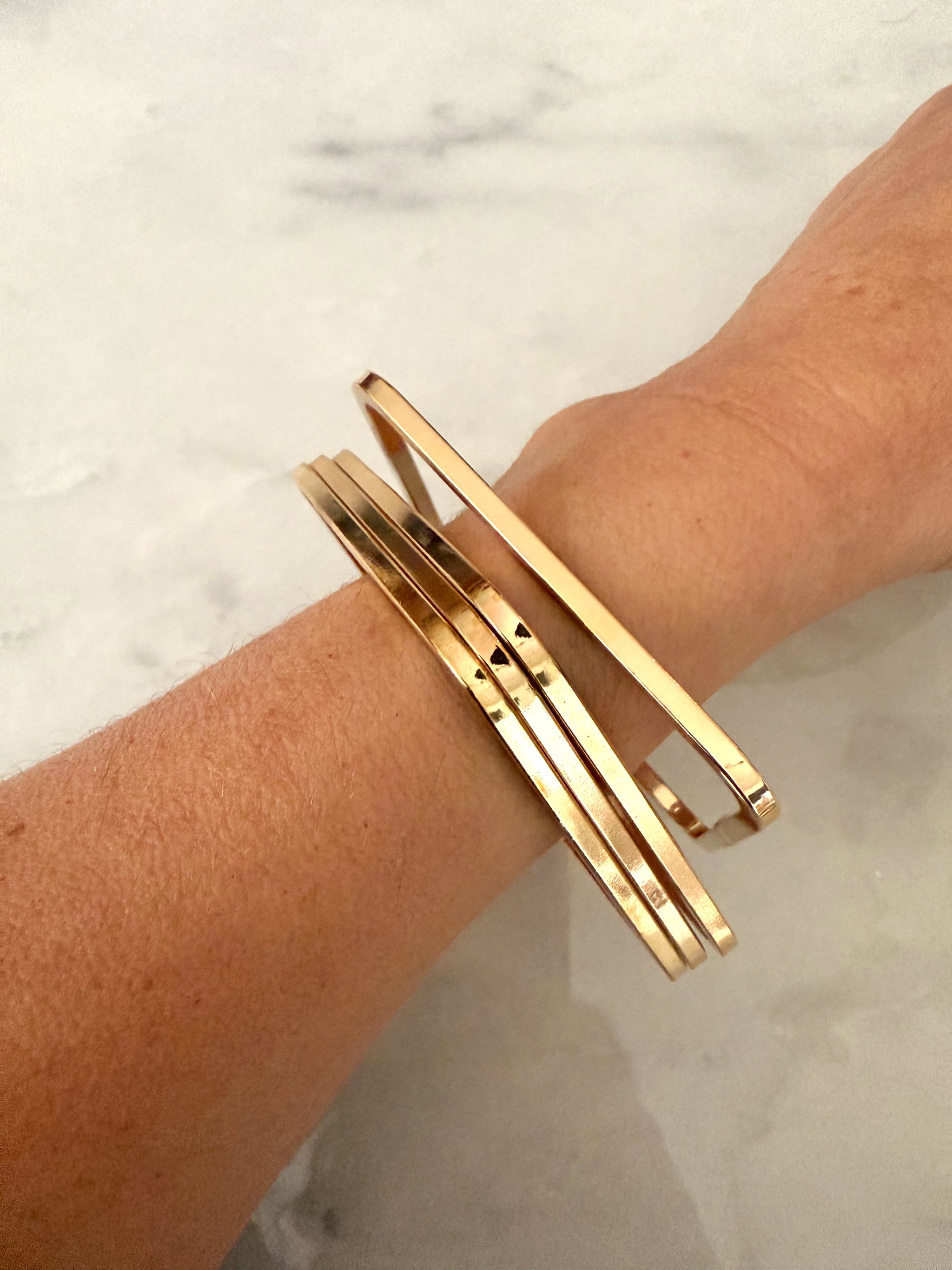 Cleo Bangle – Vita Ambita